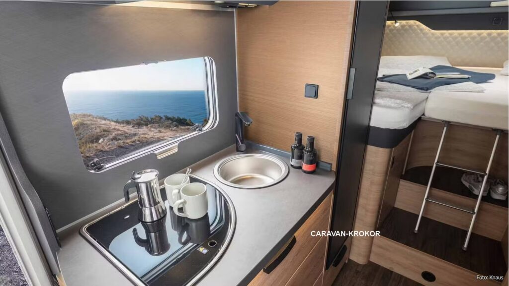 KNAUS L!VE WAVE 650 MEG BLACK SELECTION